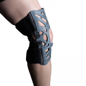 Donjoy Reaction Web Knee Brace - MedicalSupplies.co.uk