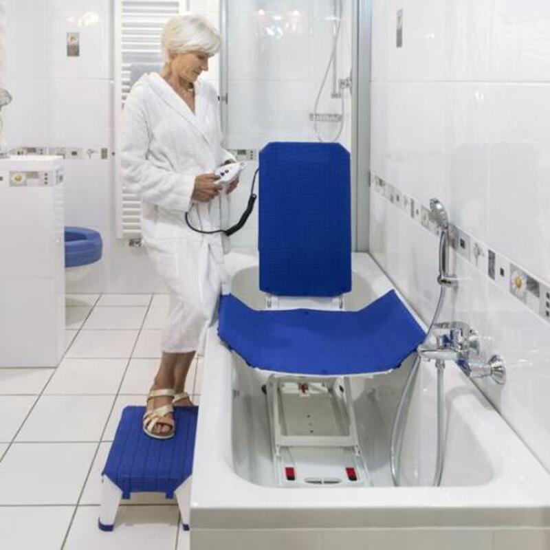 Invacare Aquatec Orca Bath Lift - MedicalSupplies.co.uk